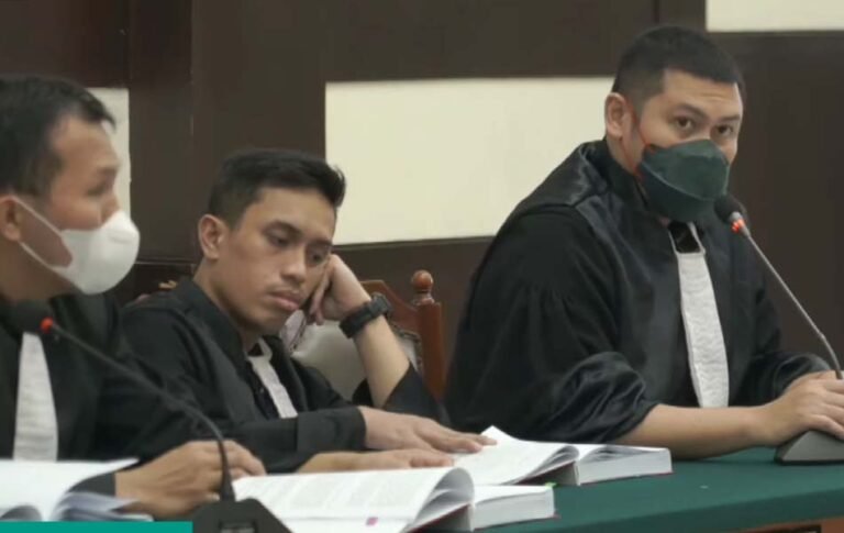 Tuntut Haris Azhar 4 Tahun Penjara, Jaksa Sebut 5 Poin Memberatkan ...